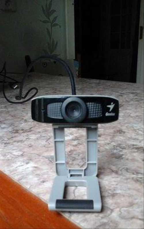 Веб камера Genius Face Cam 320 с микрофоном