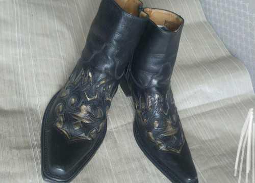 Казаки кожа Испания с аппликациеей