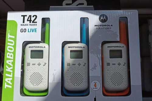 Комплект из трех радиостанций Motorola