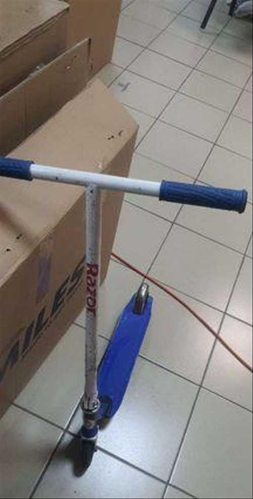Самокат Razor Grom