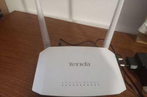 Роутер с вайфаем Тенда 16588 adsl 2+ D301