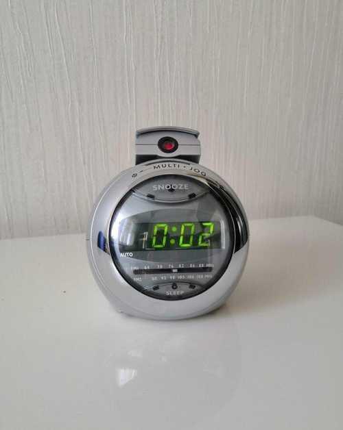Проекционные часы-будильник с радиоприемником