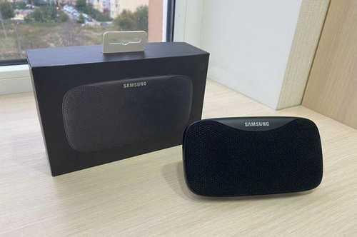Samsung Level Box Slim (EO-SG 930)