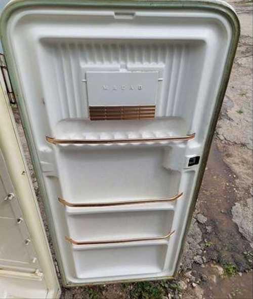 Дверь холодильника ЗИЛ