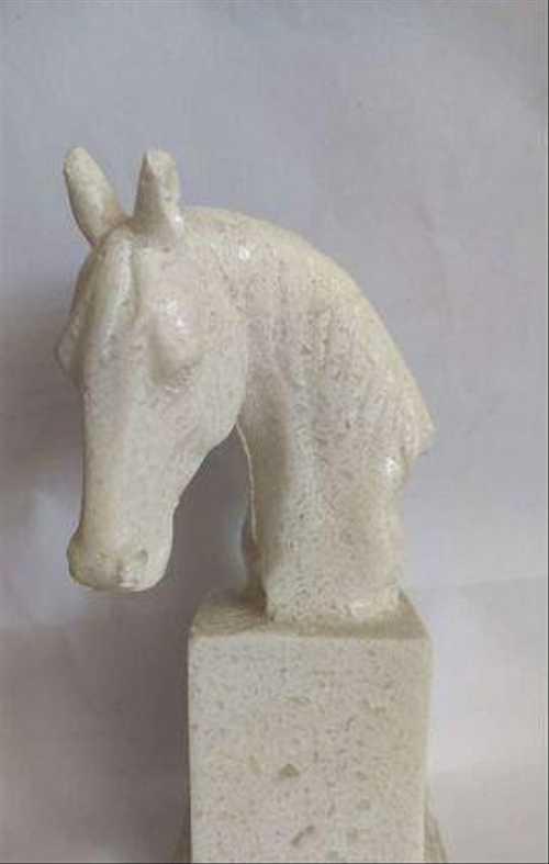 Мраморная статуя "бюст лошади"