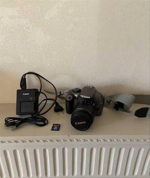 Зеркальный фотоаппарат canon eos 1100 D