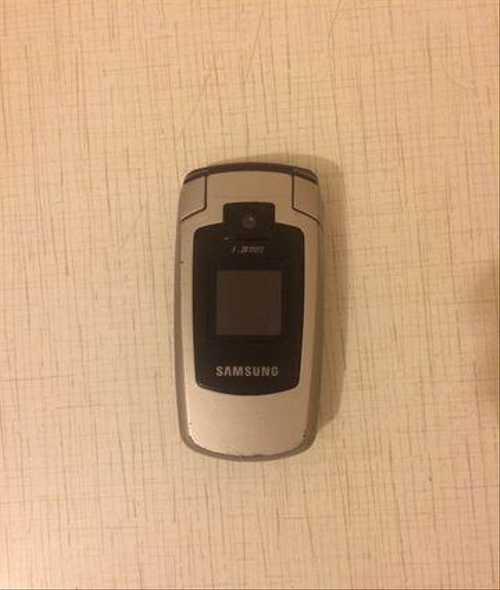 Samsung SGH-E380 (невключающийся)