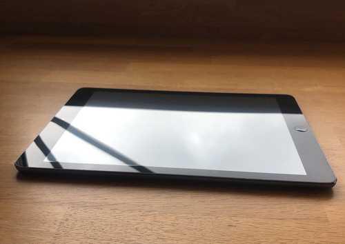 Планшет iPad Air 16Гб (MD785RU/A)