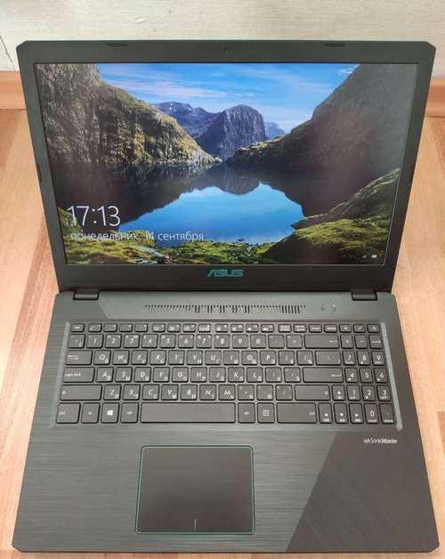 Asus VivoBook IPS/ryzen 5/GTX1050 4Bb/SSD512