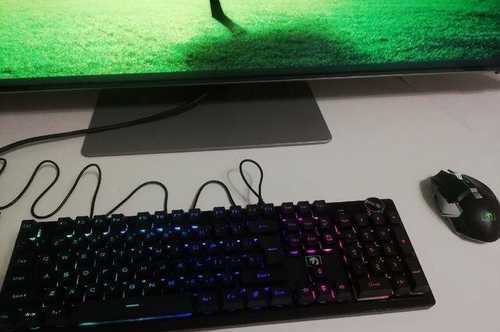 Беспроводная клавиатура с RBG подсветкой и мышь