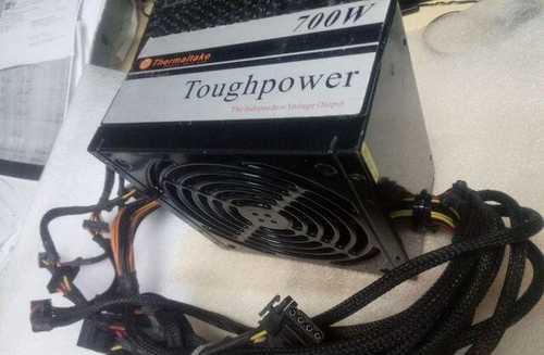 Thermaltake Toughpower W0105 700 Вт