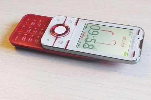 Sony Ericsson U100i Yari Cranberry white 3G рст