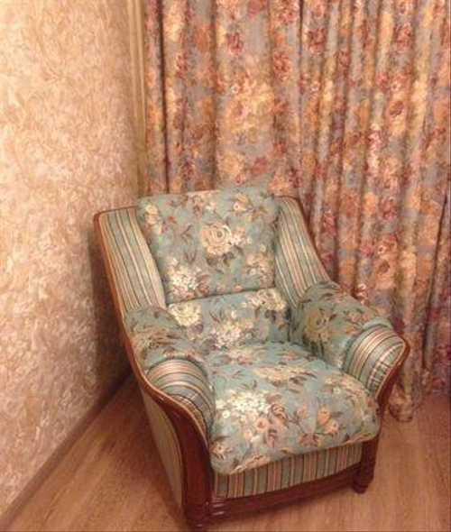Продаётся кресло (торг уместен.)