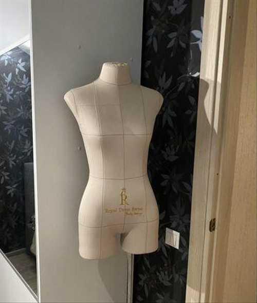 Манекен портновский Royal Dress Form Monica 42