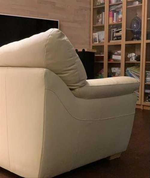 Кожанный диван икея