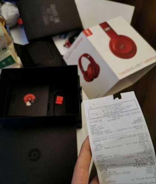 Коробка от beats studio 3 wireless red