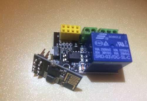 ESP8266 ESP-01S 5V релейный модуль Wi-Fi