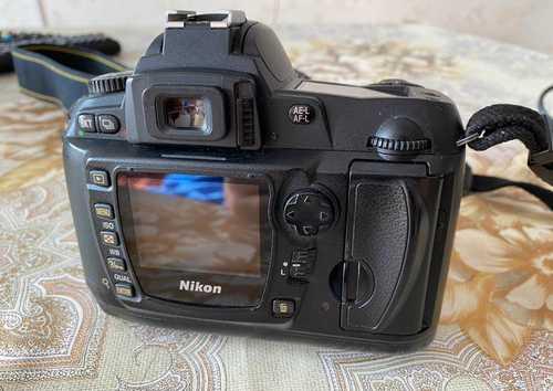 Фотоаппарат Nikon D70s