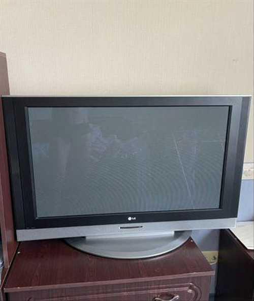 Телевизор LG 42 PC3RV