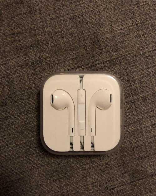 Наушники Apple EarPods