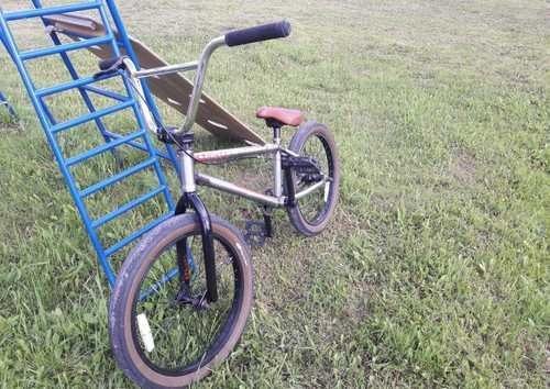 Велосипед для трюков BMX GT performer 20.5''