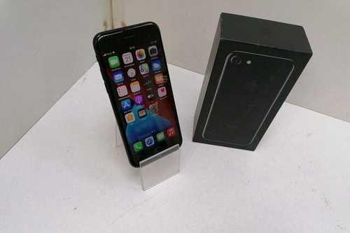 Мобильный телефон Apple iPhone 7 32Gb