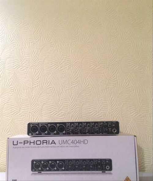 Мощная звуковая карта behringer U-phoria UMC404HD