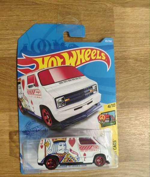 Hot wheels Custom 77 Dodge Van treasure hunt