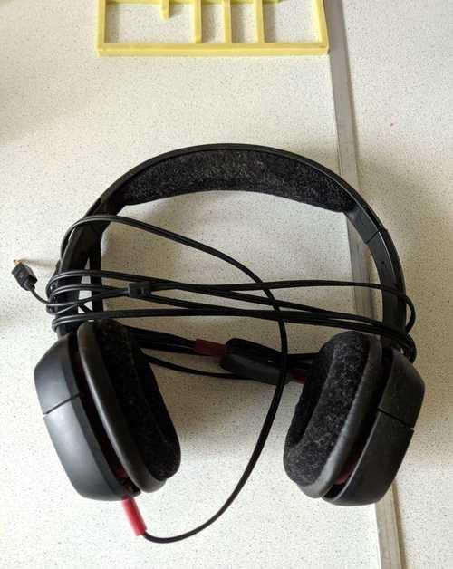 Наушники Plantronics