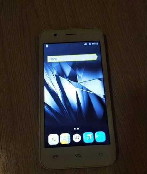 Мобильный телефон Micromax Q346