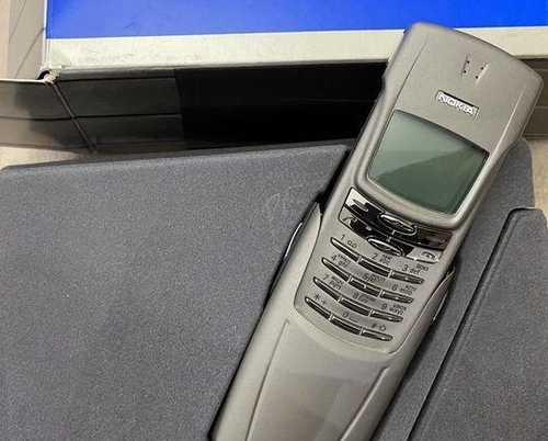 Nokia 8910 titanium