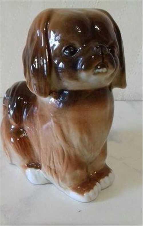 Фарфоровая статуэтка собака,пекинес лфз