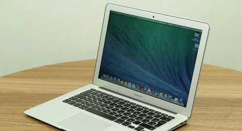 Apple Macbook Air 13"/8Gb/256Gb SSD