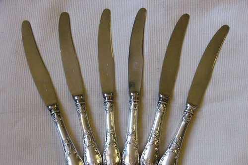 Новый набор больших столовых ножей Роял мельхиор