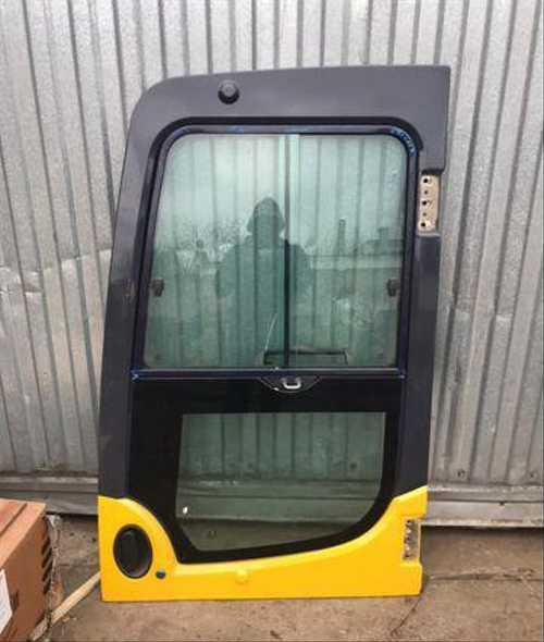 Дверь Komatsu PC300-8