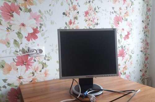 Монитор Samsung Syns Master 17* 740B. Малайзия