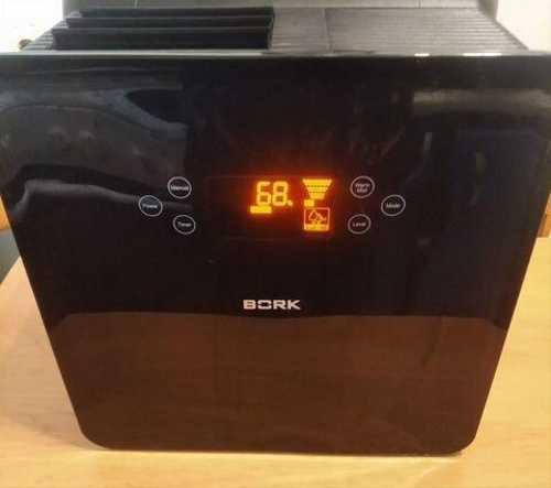 Увлажнитель/ очиститель воздуха Bork Q710