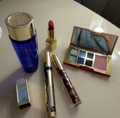 Estee Lauder помада