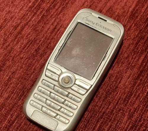 Телефон Sony Ericsson k550i