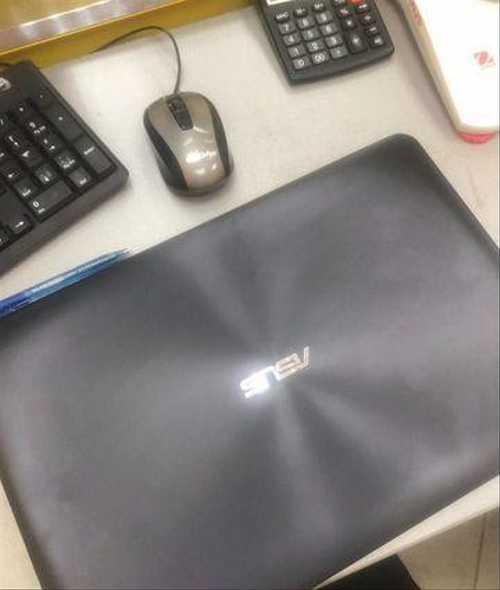 Ноутбук asus K555L i3 4005U