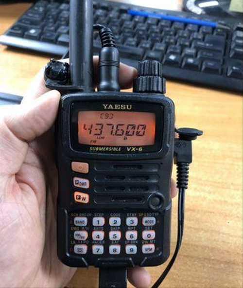 Рация Yaesu vx-6r