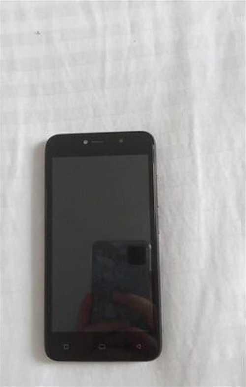 5" Смартфон dexp G450 8 гб серый