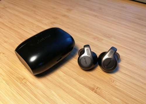 Наушники Jabra Elite 65T