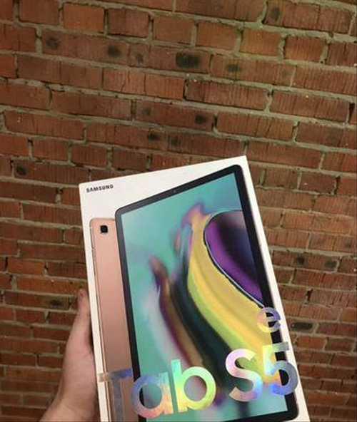 Планшет Samsung Galaxy Tab S5e 10.5 SM-T720 128Gb