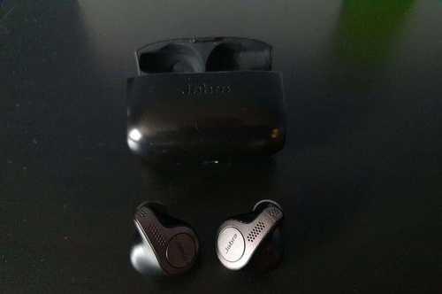 Беспроводные наушники Jabra elite 65t