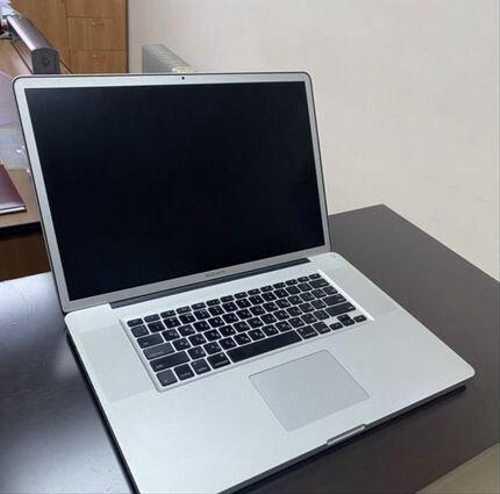 Apple MacBook Pro 17 дюймов