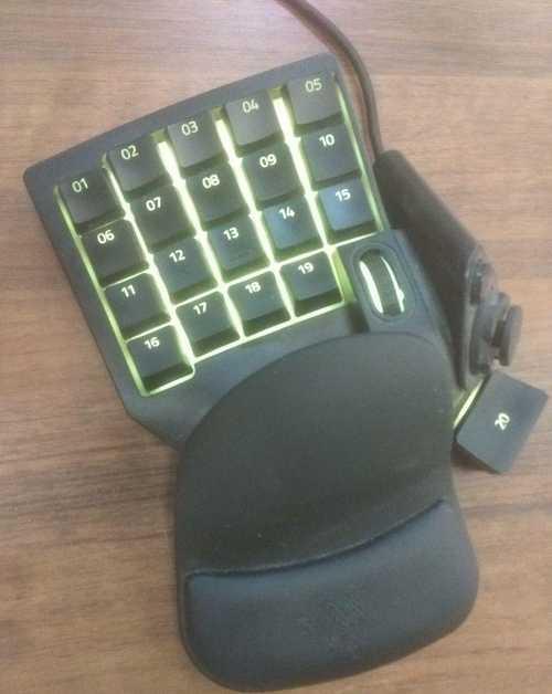 Razer tartarus v2 / кейпад