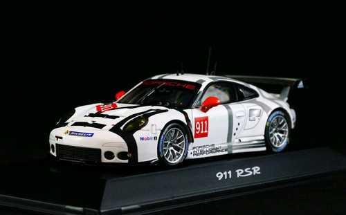 Porsche 911 RSR 2016 1/43 Spark