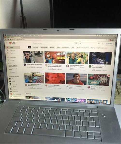 MacBook Pro 17 a1261