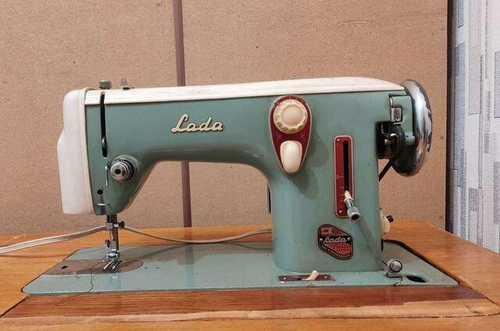Швейная машина Лада с электроприводом